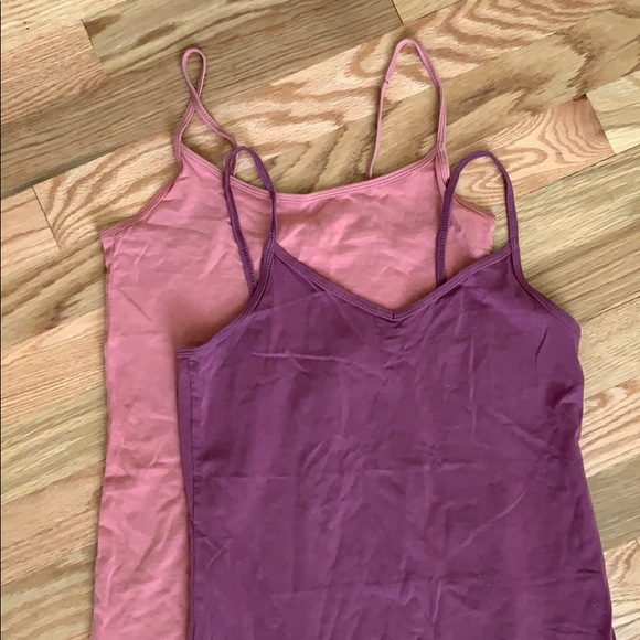 Tops | 2 Tanks Tops | Poshmark